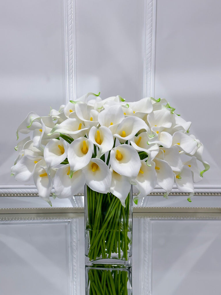60 Tall White Real Touch Calla Lilies Arrangement – Flovery.com